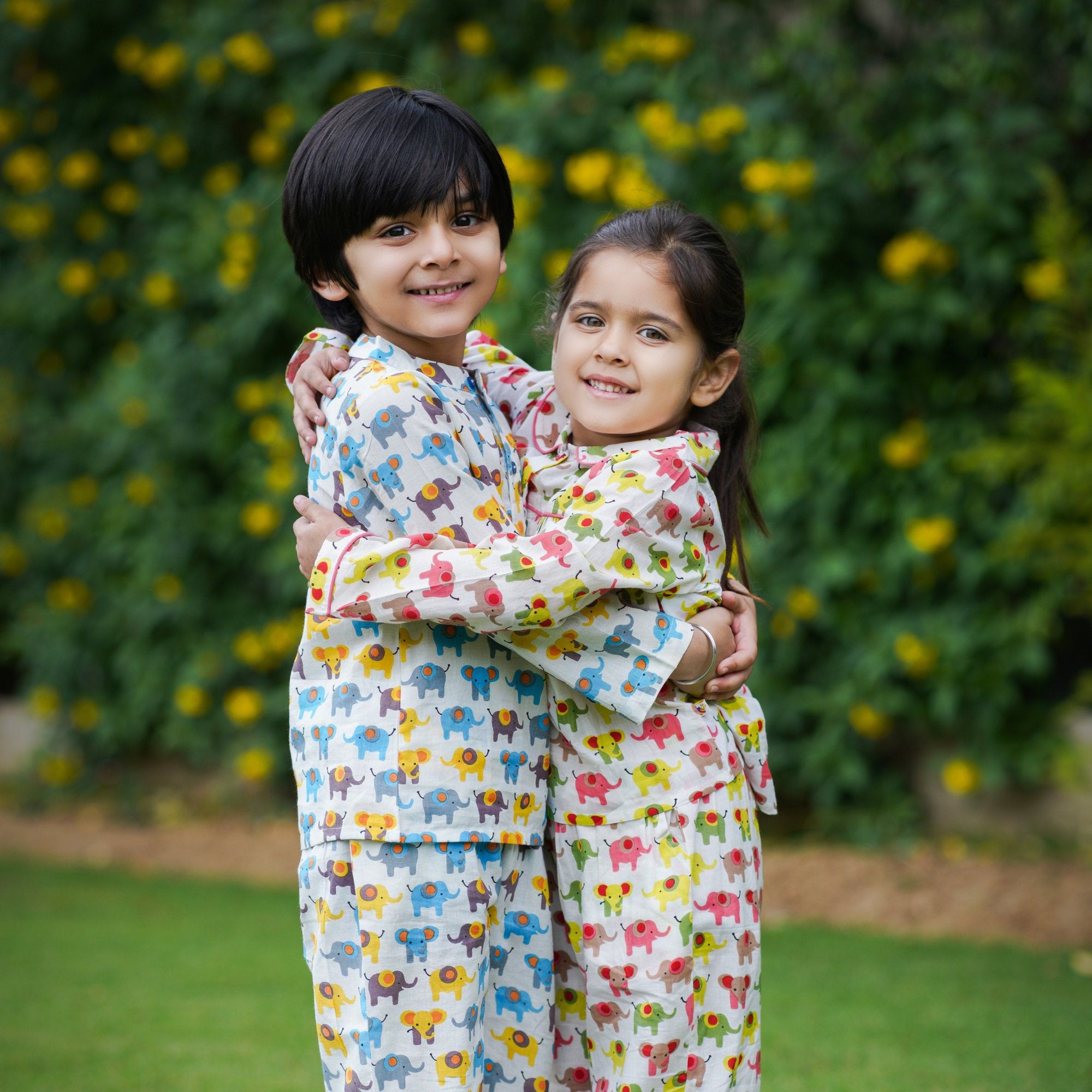 Nightwear – Budding Bees